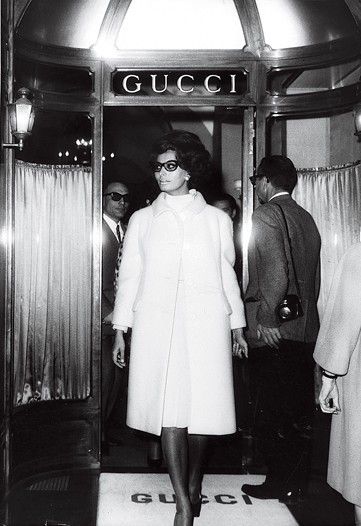 The evolution of Gucci brand labels: from the 1920s to today ...